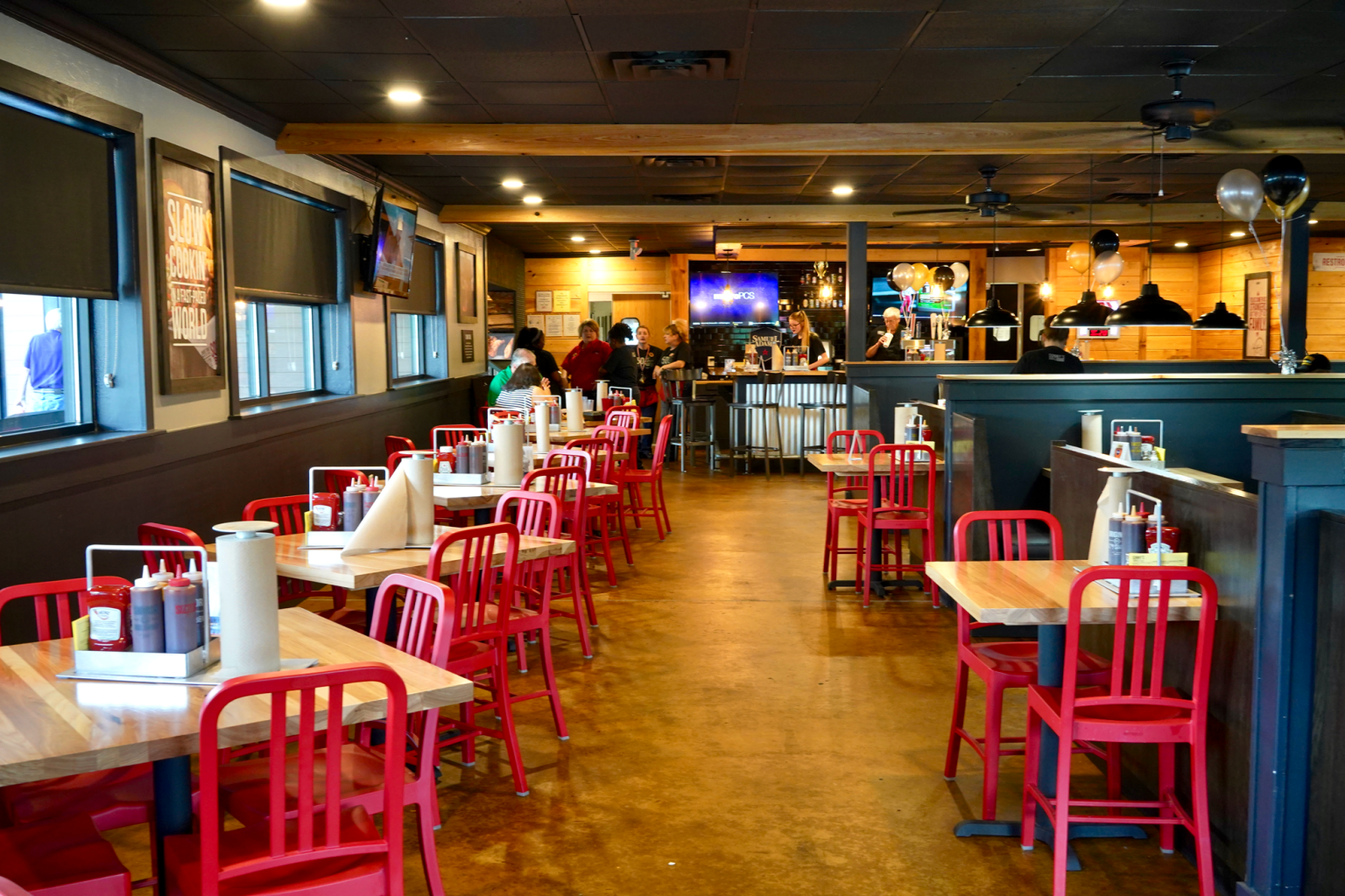 Indoor - Sonny's BBQ